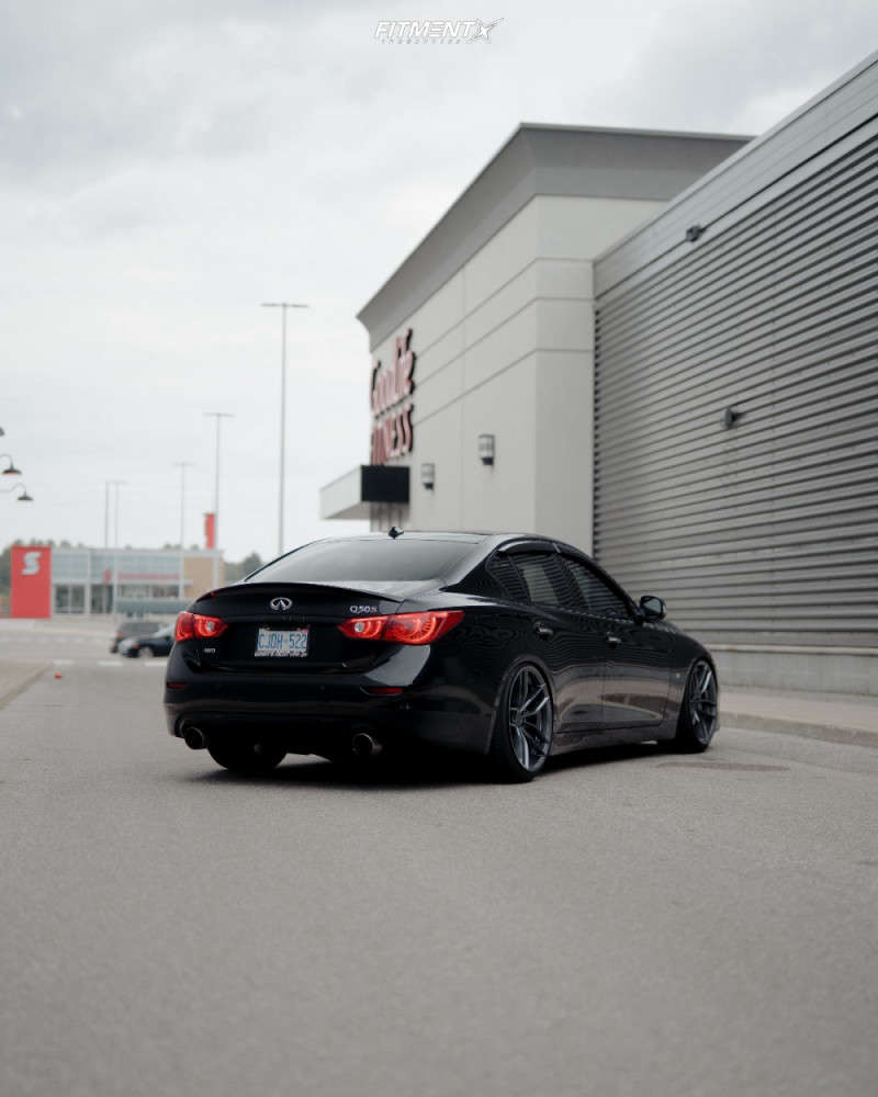 2015 INFINITI Q50 Sport with 20x10.5 Niche Vosso and Zenna 245x35 on ...