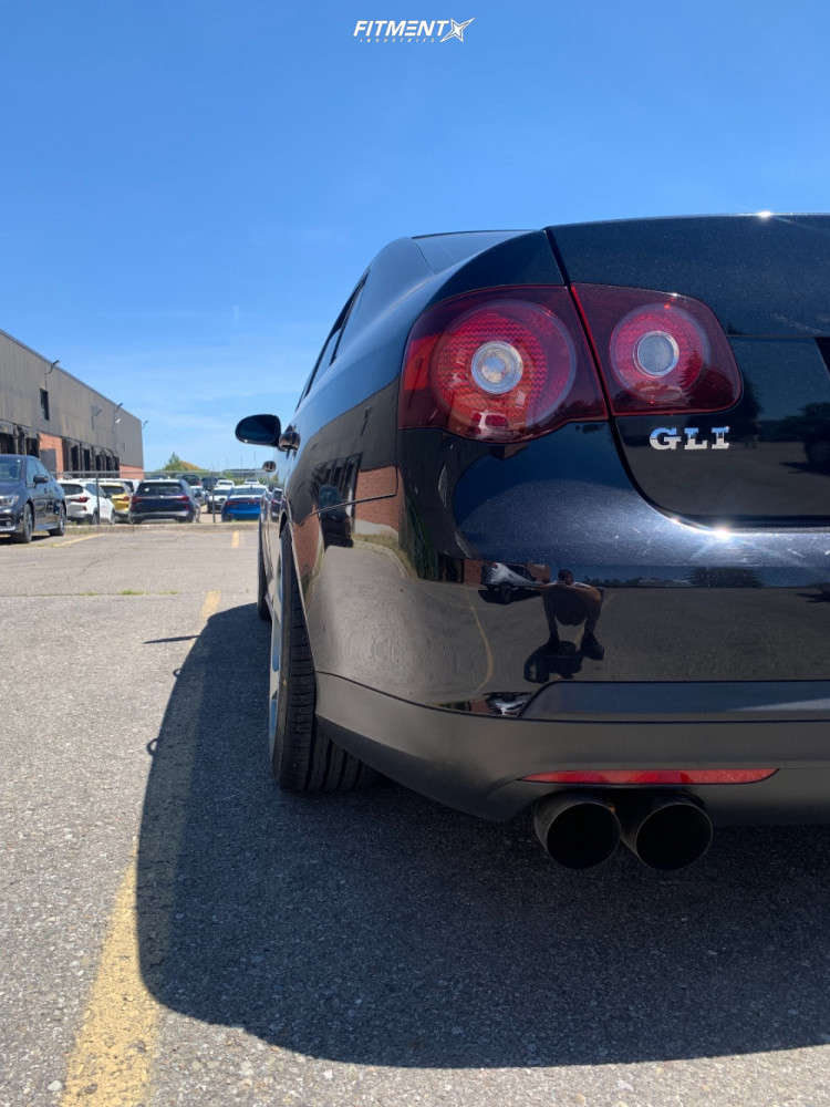 2008 Volkswagen Jetta GLI with 18x8.5 3SDM 0.06 and Jinyu 215x40 on ...