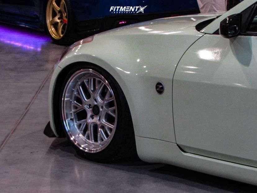 2005 Nissan 350Z Performance with 18x9.5 ESR Cs11 and Achilles 225x35 ...