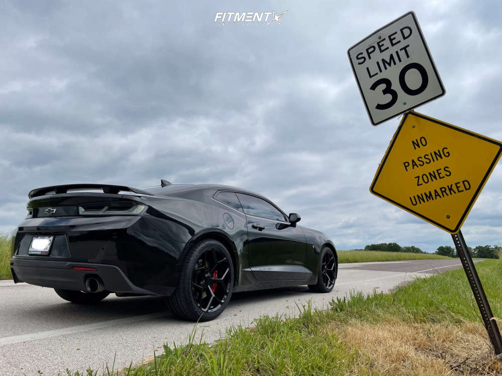2017 Chevrolet Camaro SS with 20x9 MRR M228 and Toyo Tires 255x35 on ...