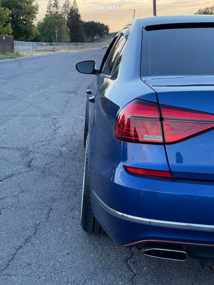 2016 Volkswagen Passat SEL Premium with 19x9.5 Aodhan Aff7 and Pantera ...