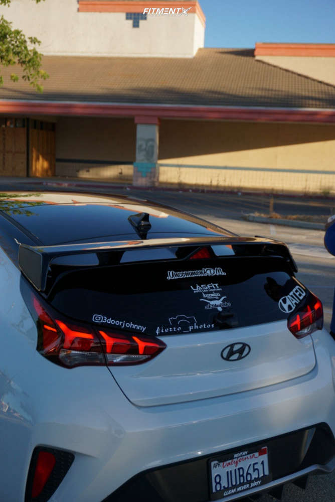 2019 Hyundai Veloster Turbo Ultimate with 18x9.5 Whistler Kr7 and ...