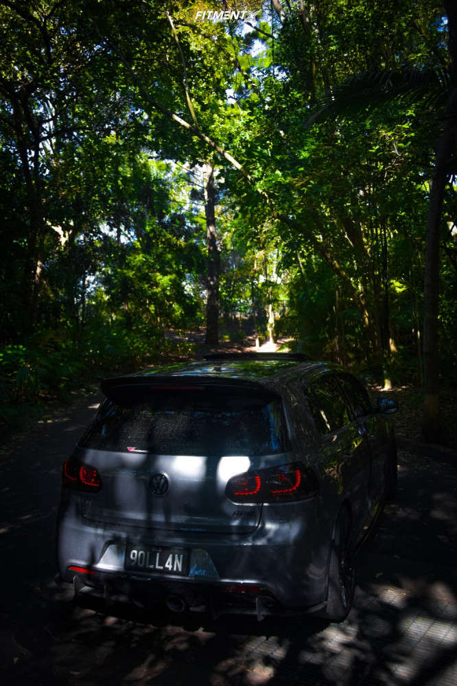 2011 Volkswagen Golf R Base with 19x8.5 Rotiform Blq and Bridgestone ...