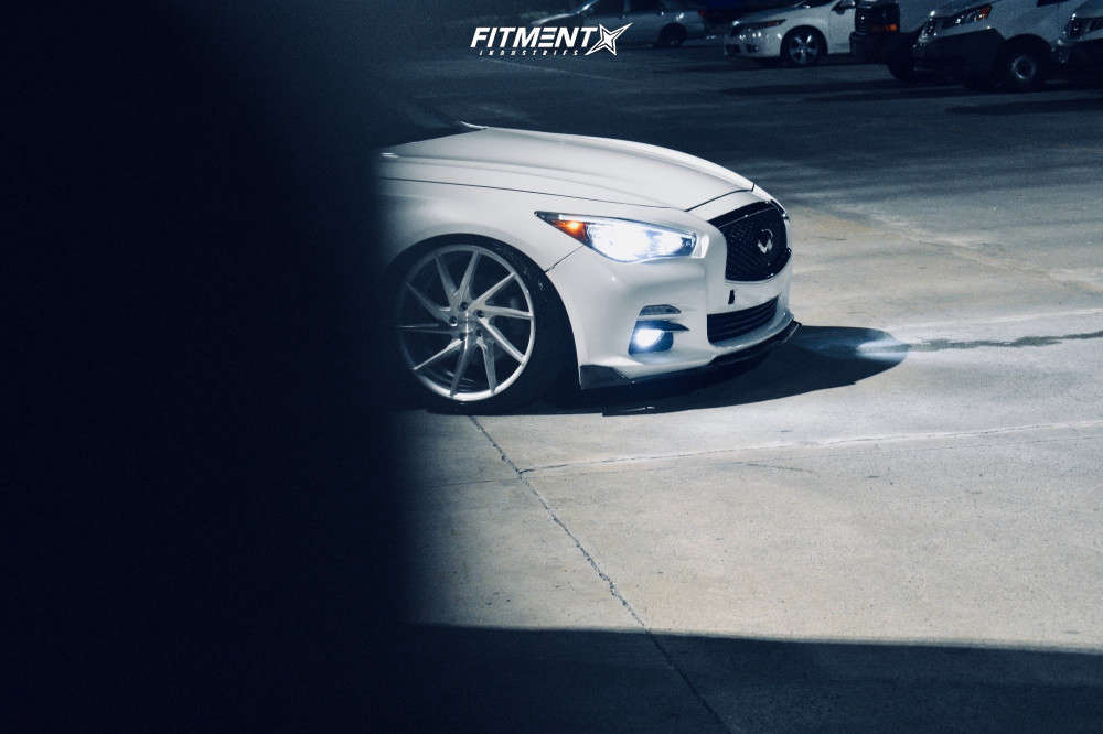 2015 INFINITI Q50 Base with 20x9 Niche Invert and Accelera 245x30 on ...