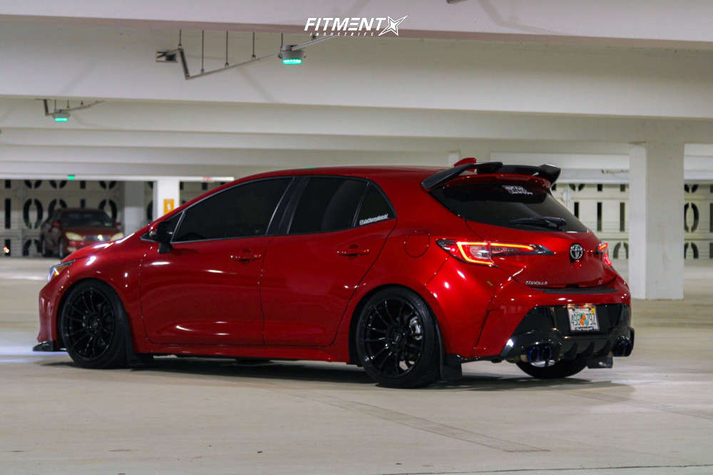 2021 Toyota Corolla SE with 18x9.5 AVID1 AV20 and Federal 225x35 on ...