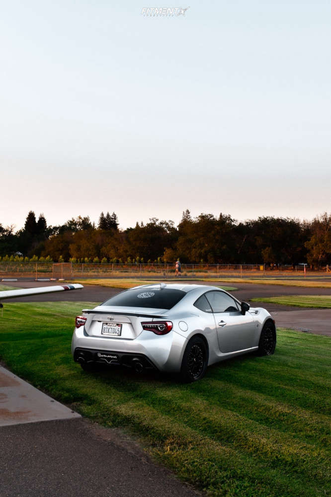 2020 Toyota 86 Base with 18x8.5 XXR 521 and Vercelli 245x40 on Stock ...