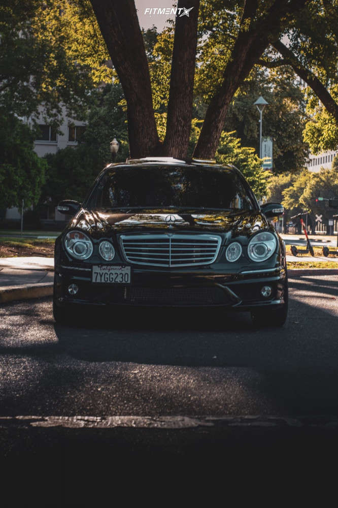 2006 Mercedes-Benz E55 AMG Base with 19x9 HRE FlowForm Ff01 and ...