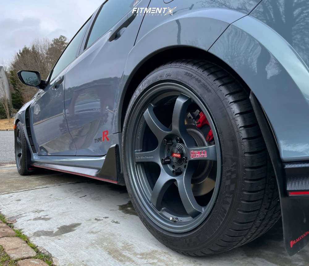 2019 Honda Civic Type R with 18x9.5 Gram Lights 57dr and Michelin ...