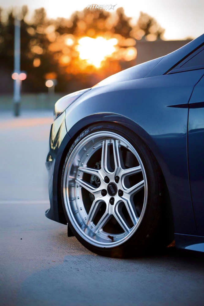 2018 Ford Focus ST with 18x9.5 ESR Cs15 and Federal 225x35 on Coilovers ...