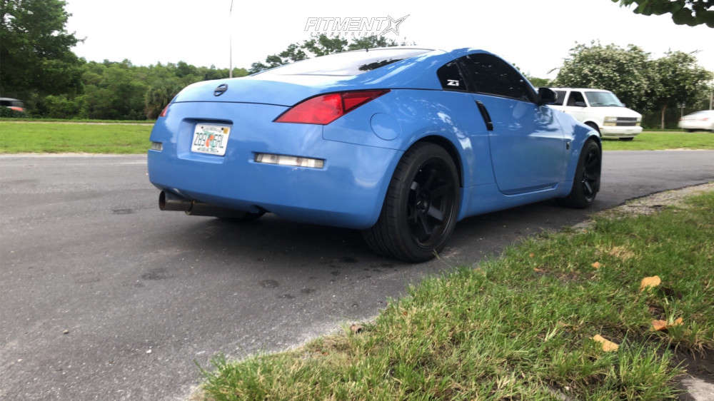 2003 Nissan 350Z Base with 18x9.5 AVID1 AV6 and Nitto 245x40 on Stock ...