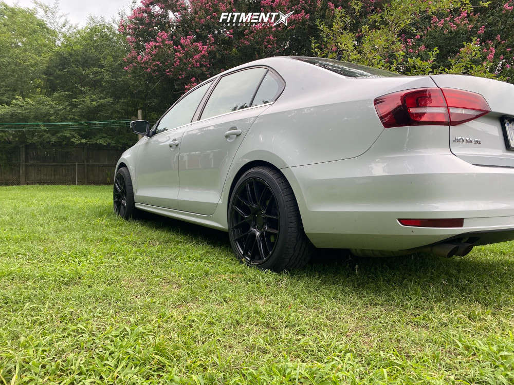 2017 Volkswagen Jetta SE with 18x8.5 Aodhan Ah-x and Toyo Tires 235x40 ...