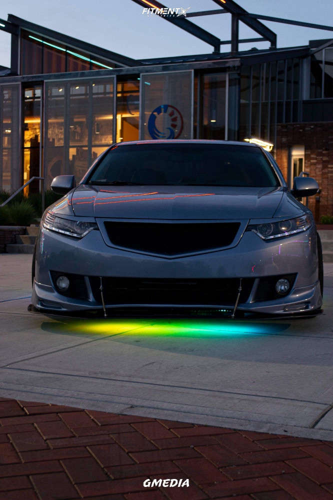 2009 Acura TSX Base with 15x9.5 Aodhan Ds05 and Joyroad 195x30 on ...