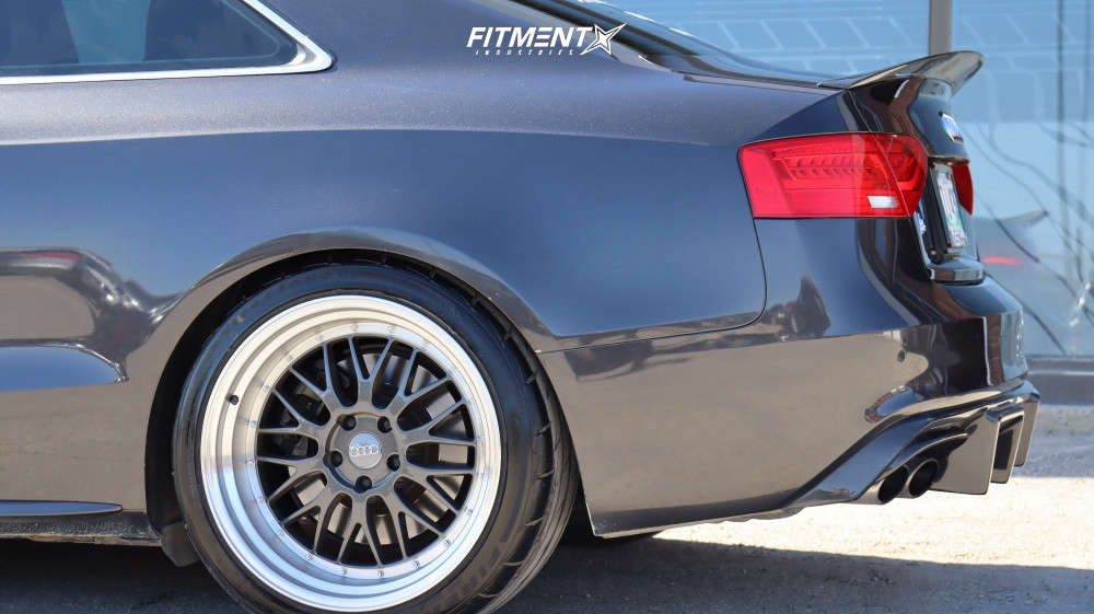 2014 Audi S5 Prestige with 19x10.5 ESR Sr05 and Firestone 275x35 on ...
