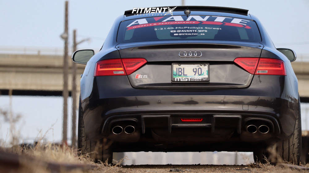 2014 Audi S5 Prestige with 19x10.5 ESR Sr05 and Firestone 275x35 on ...