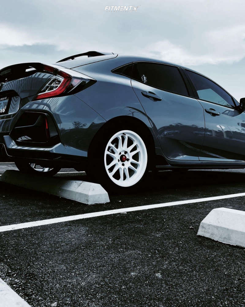 2020 Honda Civic Sport with 18x8.5 Aodhan Ah07 and Continental 235x40 ...