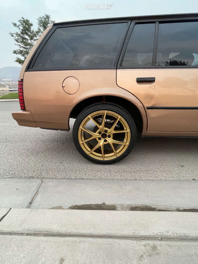 1988 Pontiac Sunbird SE with 18x8 Sparco Podio and Bridgestone 225x40 ...