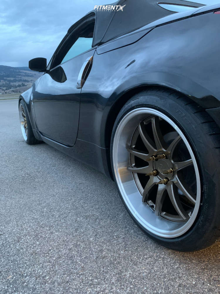 2003 Nissan 350Z Touring with 19x9.5 Aodhan Ds02 and Nitto 235x35 on ...