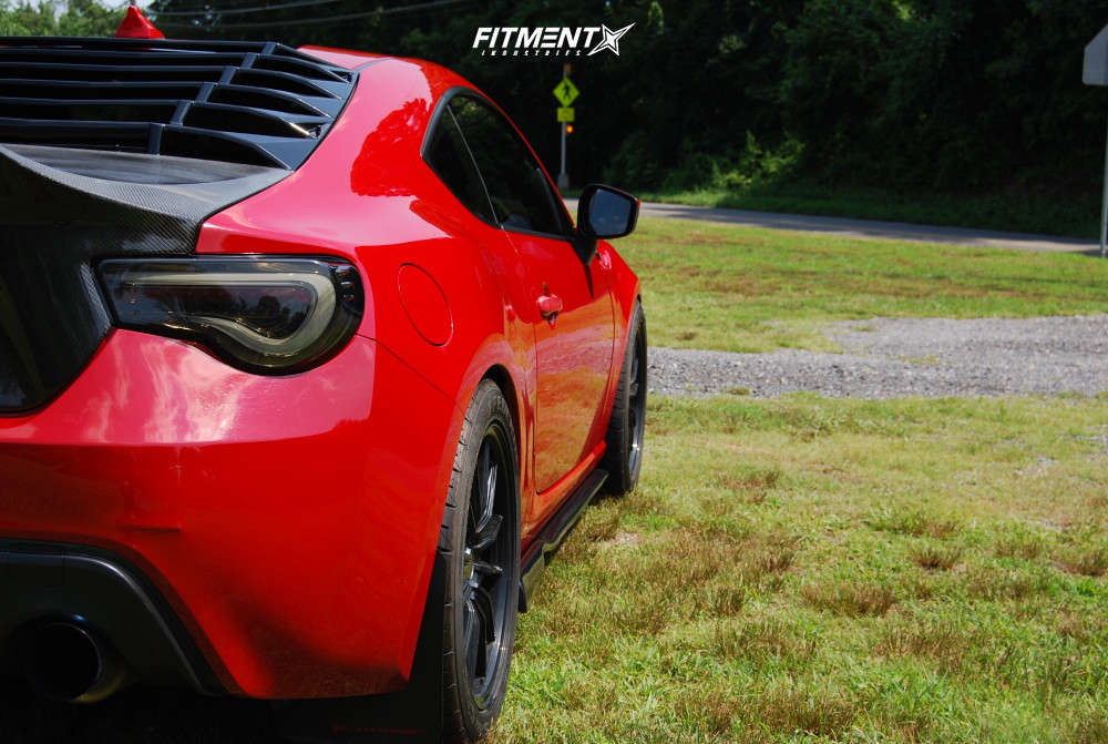 2013 Scion FR-S Base with 18x8.5 Cosmis Racing R1 and Federal 245x45 on ...