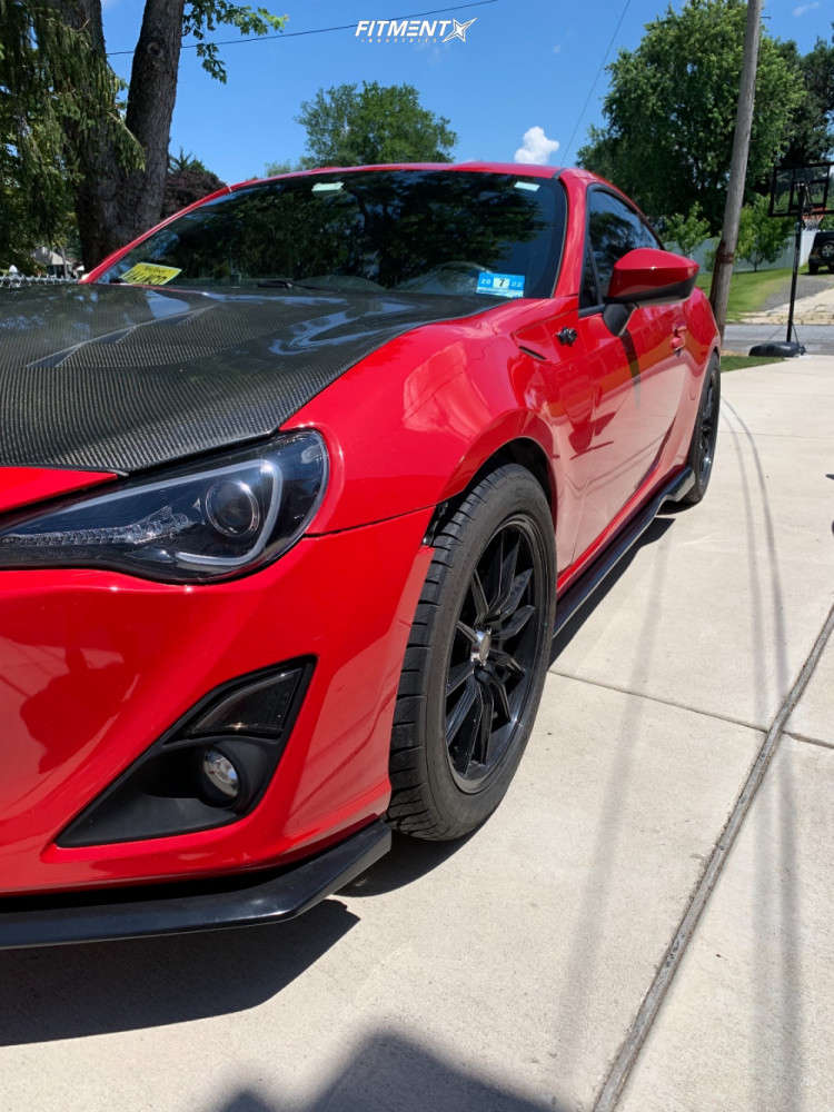 2013 Scion FR-S Base with 18x8.5 Cosmis Racing R1 and Federal 245x45 on ...