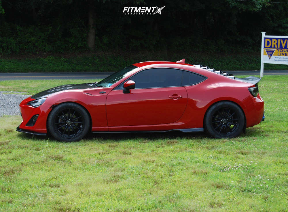 2013 Scion FR-S Base with 18x8.5 Cosmis Racing R1 and Federal 245x45 on ...