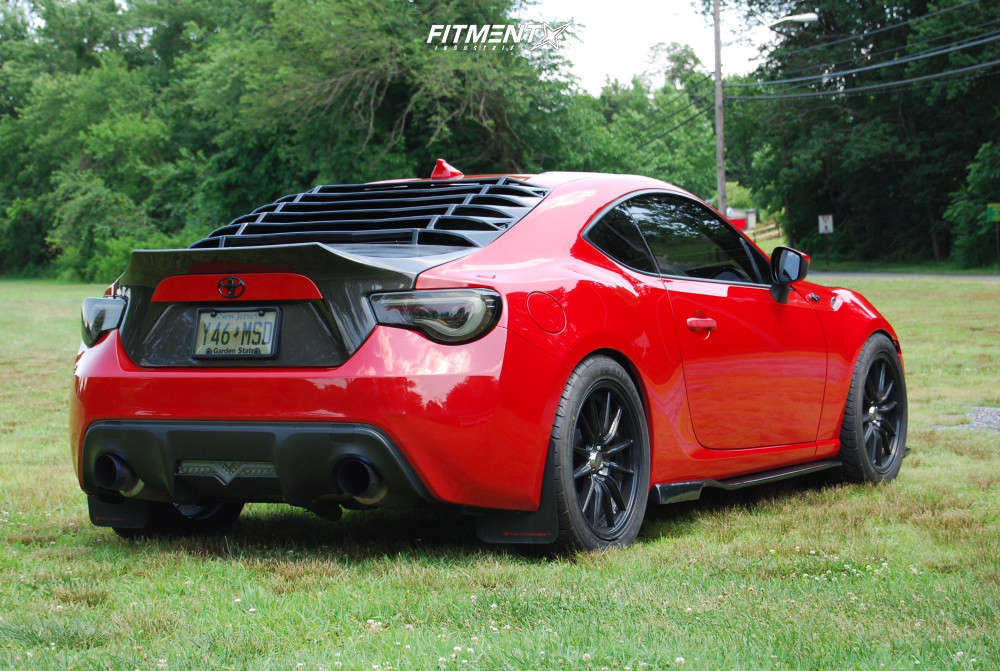 2013 Scion FR-S Base with 18x8.5 Cosmis Racing R1 and Federal 245x45 on ...