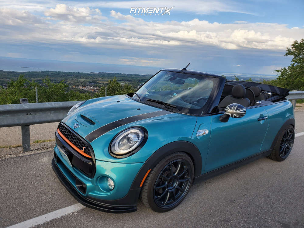 2019 Mini Cooper S with 18x8.5 Volk Ze40 and Michelin 225x40 on ...