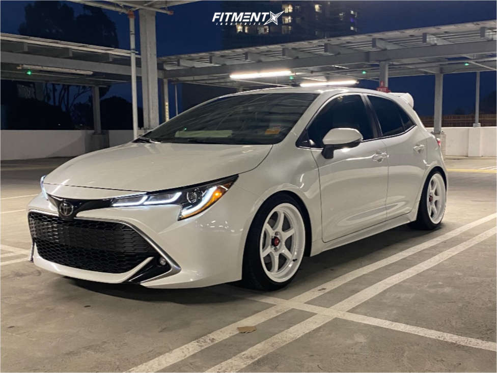 2019 Toyota Corolla XSE with 18x9.5 Aodhan Ah08 and Goodyear 225x35 on ...