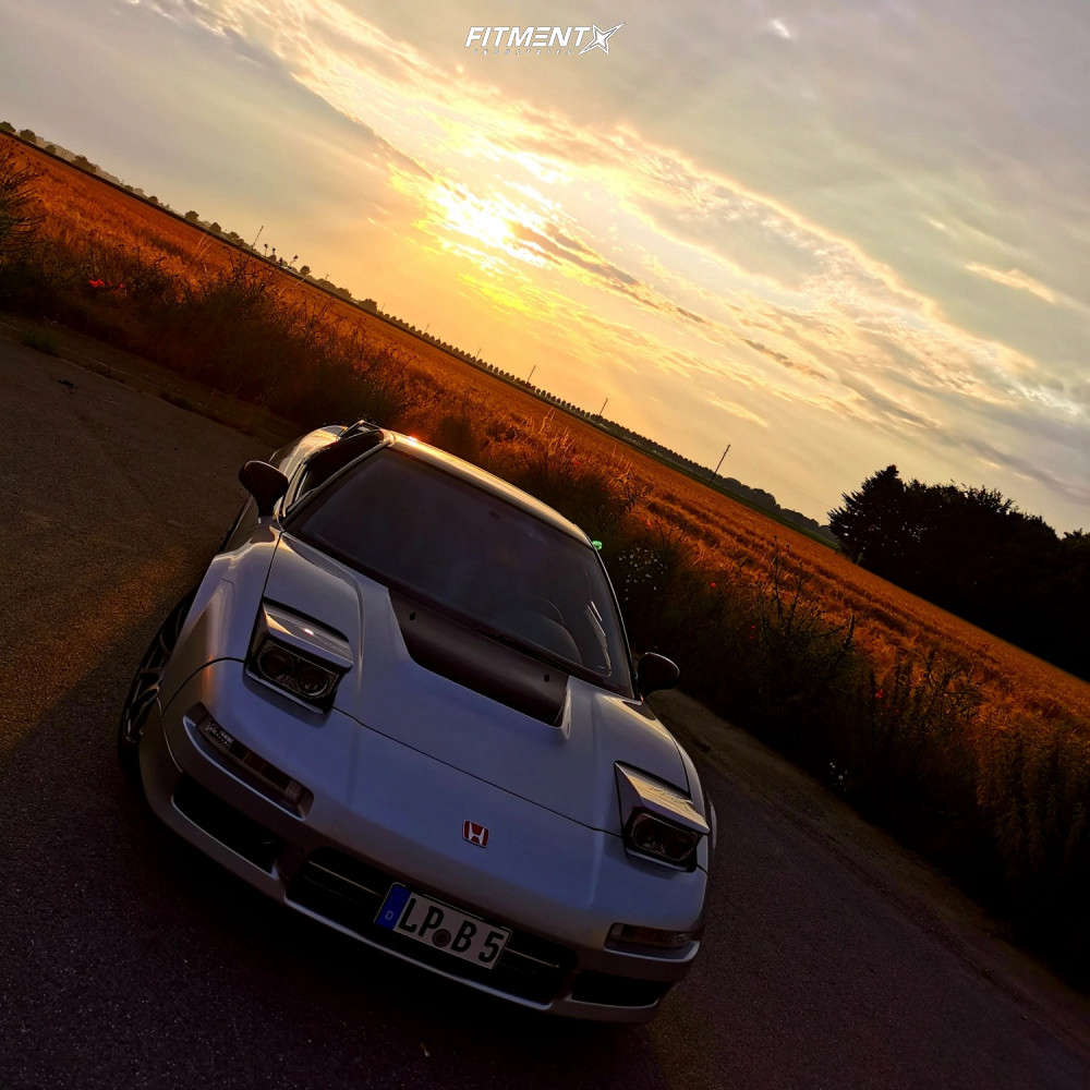 1992 Acura NSX 2dr Coupe with 17x8 Advan Racing RS and Hankook 225x35 ...