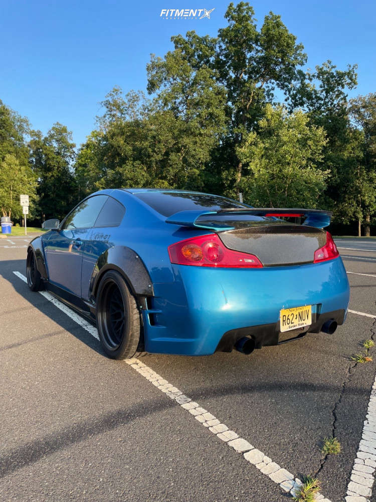 2006 INFINITI G35 2dr Coupe (3.5L 6cyl 6M) with 19x10.5 Signature Wheel ...