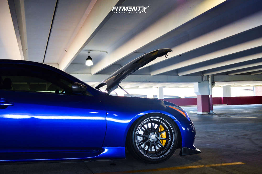 2010 INFINITI G37 Sport with 19x9.5 ESR Cs12 and Ohtsu 245x40 on ...