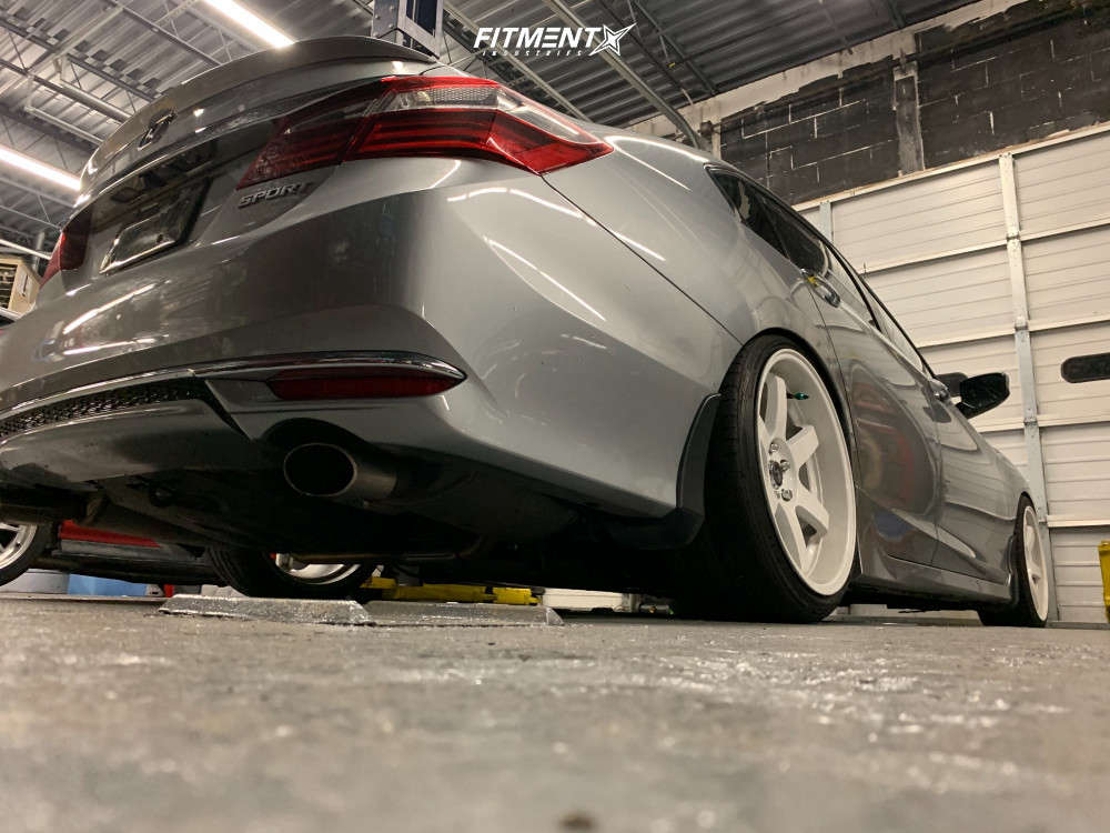 2017 Honda Accord Sport with 19x8.5 ESR Sr08 and Falken 235x35 on ...