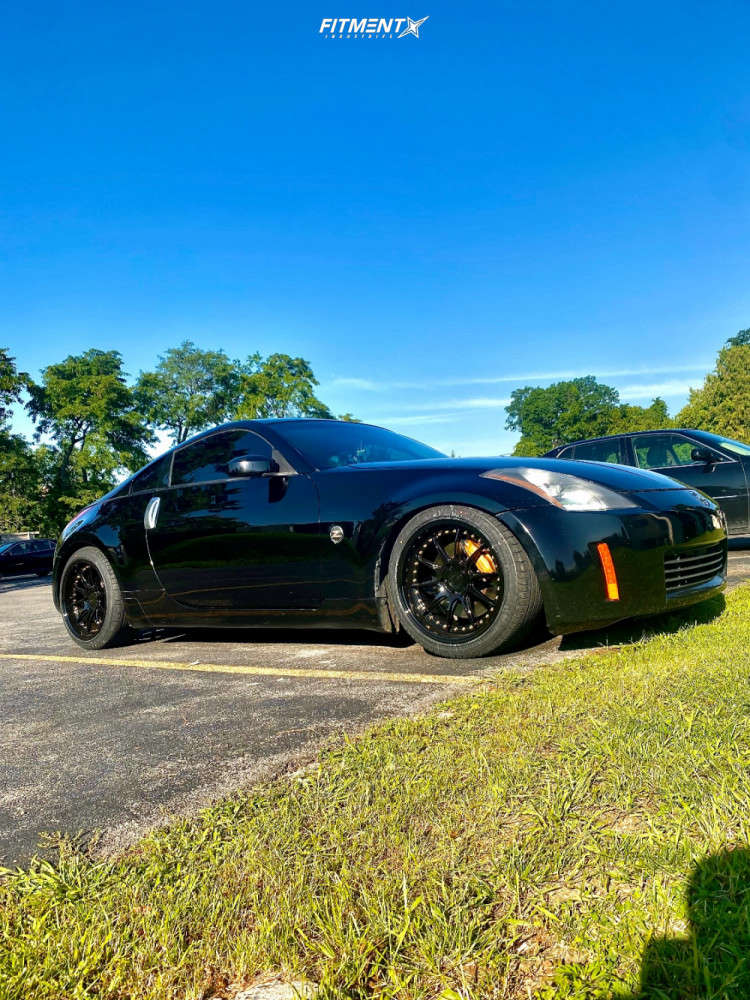 2005 Nissan 350Z 35th Anniversary Edition with 18x9.5 Aodhan Ds07 and ...