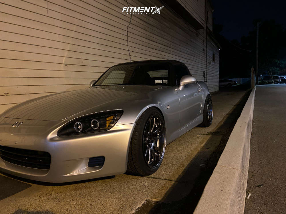 2002 Honda S2000 Base with 18x9.5 Aodhan Ds02 and Vercelli 225x40 on ...