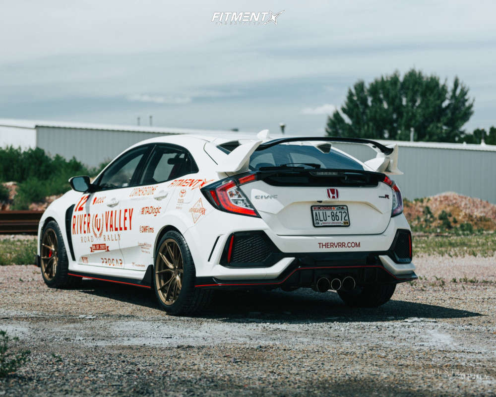 2019 Honda Civic Type R with 18x9.5 RSR Forged R903 and Michelin 255x40 ...