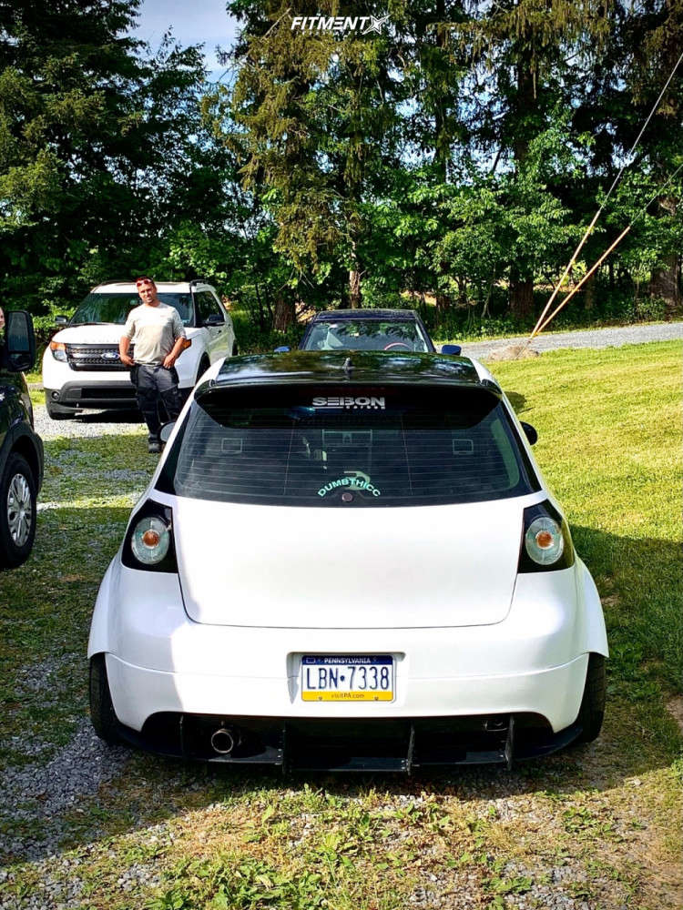 2008 Volkswagen Rabbit 2.5 with 18x8.5 WatercooledIND Mt10 and Toyo ...