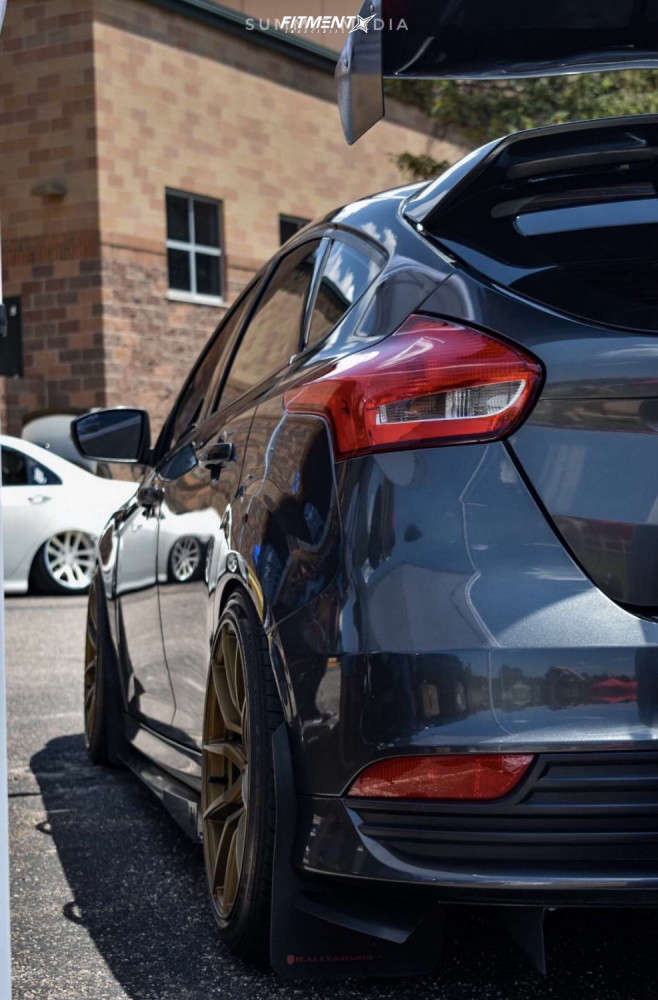 2016 Ford Focus ST with 18x9.5 Option Lab R716 and Kenda 235x45 on ...