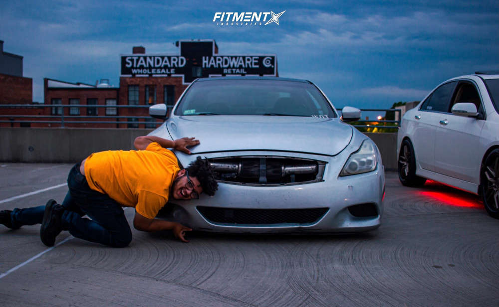 2008 INFINITI G37 Sport with 19x8.5 Avant Garde M510 and Achilles 245x35 on Air Suspension ...