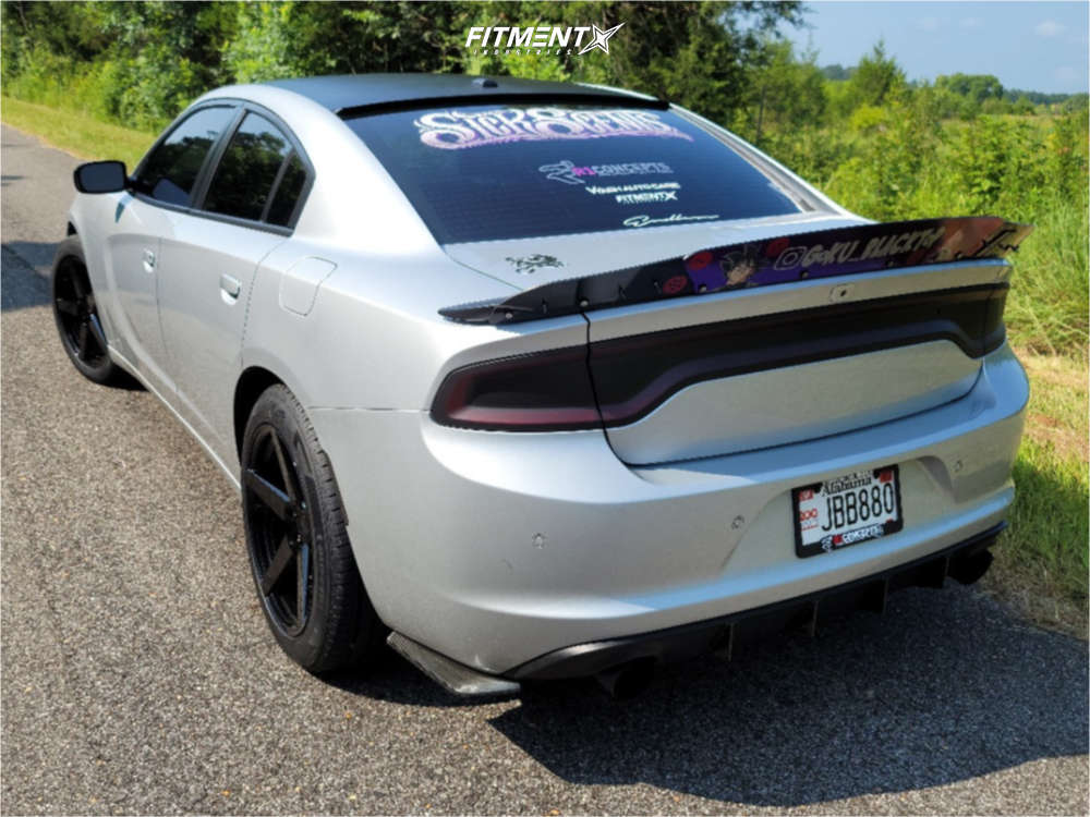 2019 Dodge Charger SXT with 20x8.5 Ravetti M13 and General 245x50 on ...