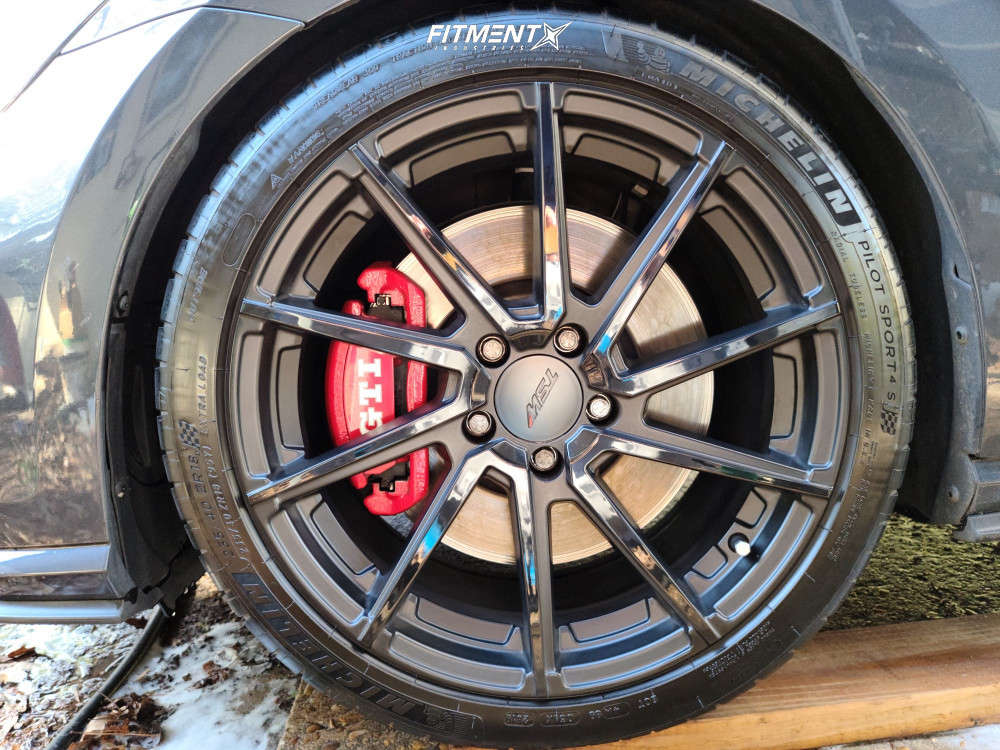 2018 Volkswagen GTI SE with 18x8.5 TSW Watkins and Michelin 235x40 on ...