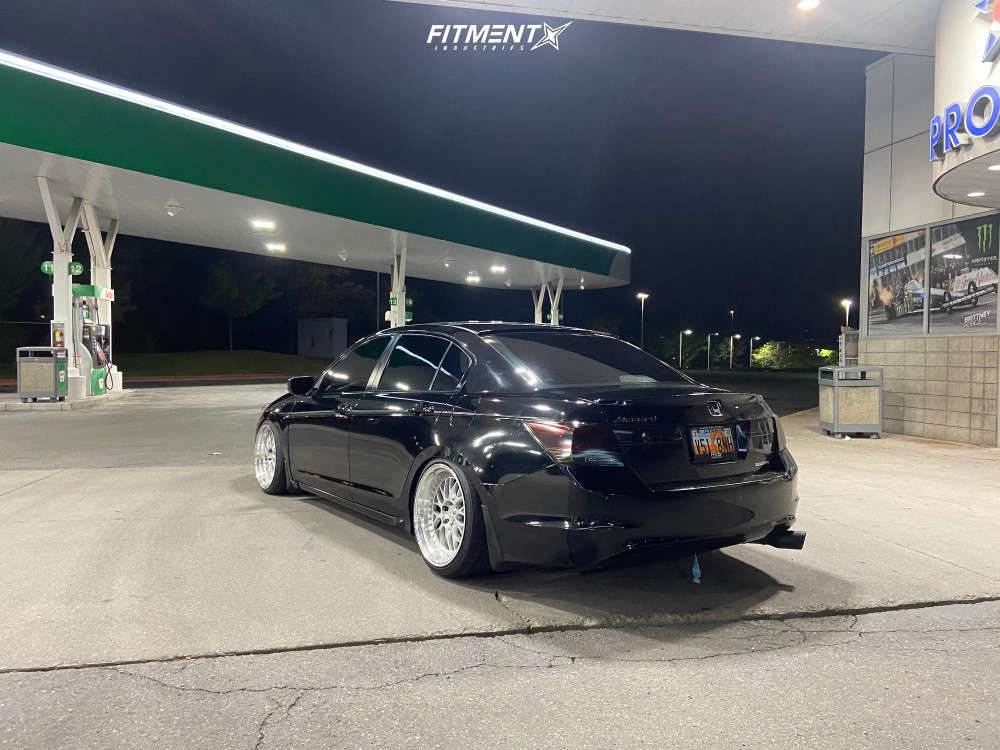 2012 Honda Accord SE with 19x9.5 ESR Sr01 and Achilles 235x35 on ...