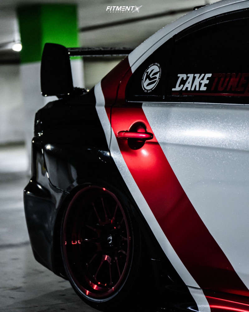 2010 Mitsubishi Lancer Evolution SE with 18x9.5 Cosmis Racing Xt-206r ...