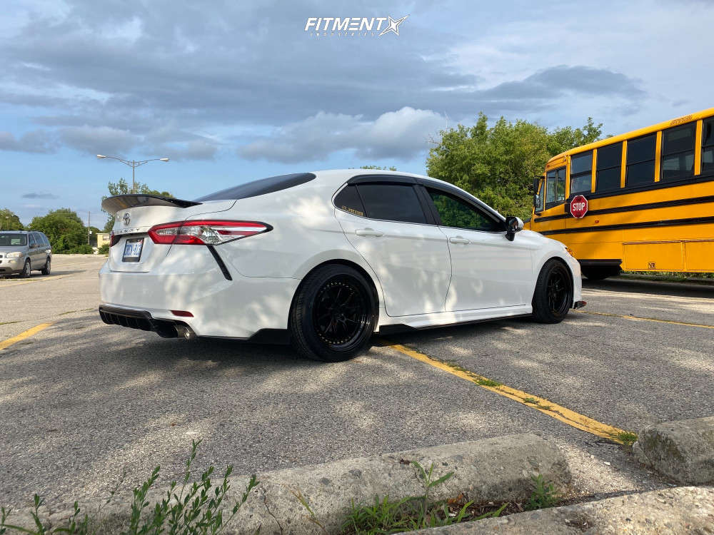 Aodhan DS08 18x8.5 35 Black | DS81885512035GB | Fitment Industries