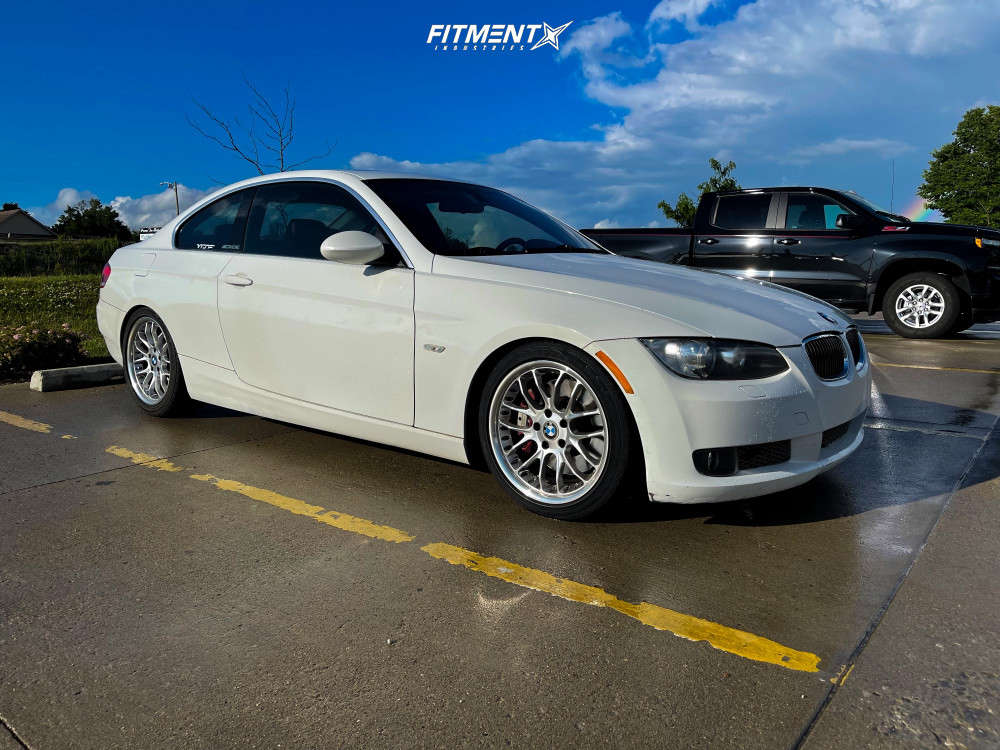 2007 BMW 335i Base with 18x8 MRR Gt7 and Continental 235x40 on ...