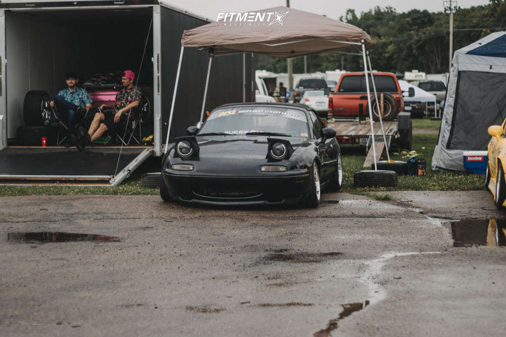 1994 Mazda Miata Base with 15x8 Konig Hypergram and Federal 195x45 on ...