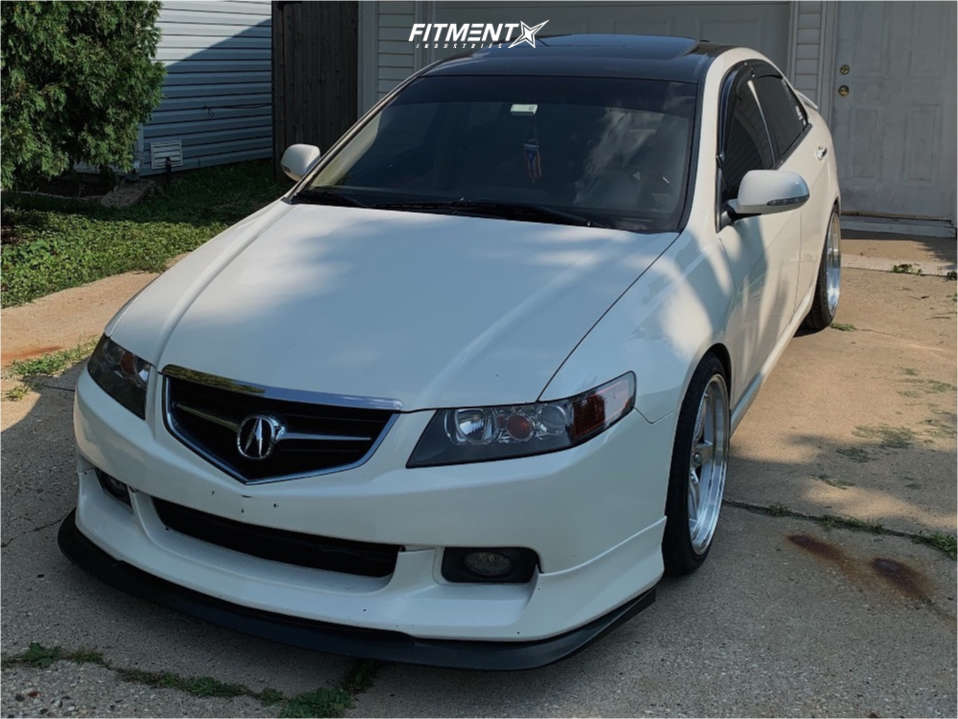 2005 Acura TSX Base with 18x8.5 Aodhan Ds05 and Toyo Tires 225x40 on Coilovers | 1820584 ...