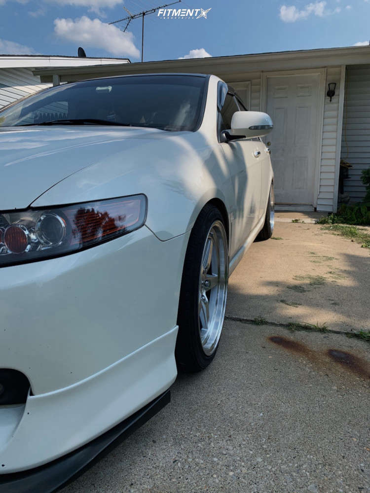 2005 Acura TSX Base with 18x8.5 Aodhan Ds05 and Toyo Tires 225x40 on Coilovers | 1820584 ...