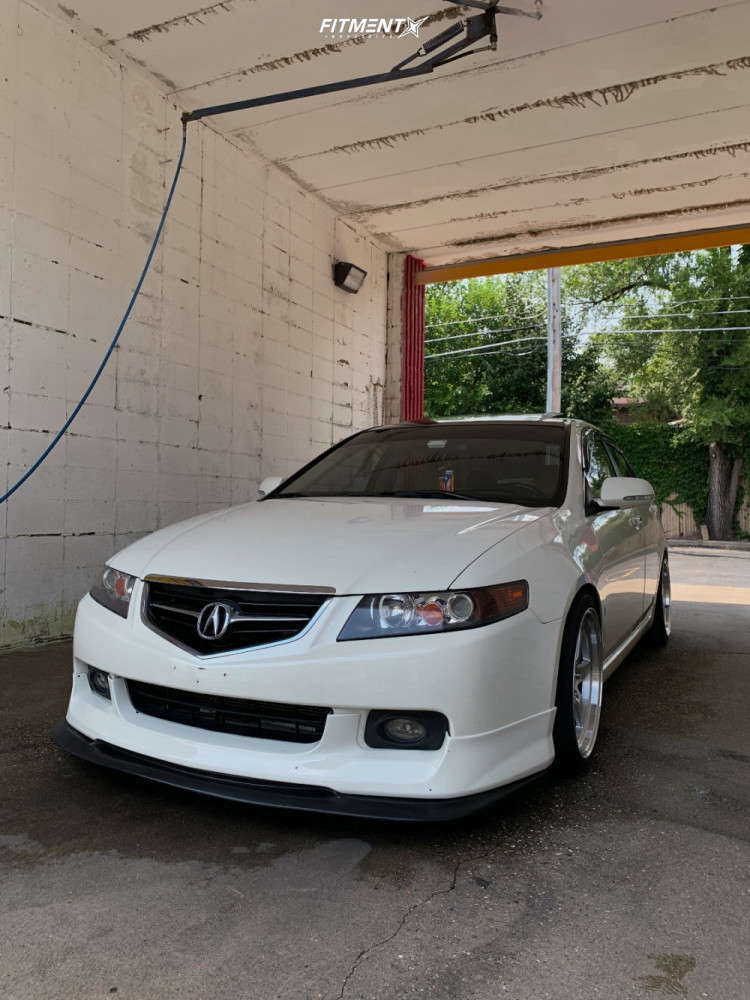 2005 Acura TSX Base with 18x8.5 Aodhan Ds05 and Toyo Tires 225x40 on Coilovers | 1820584 ...