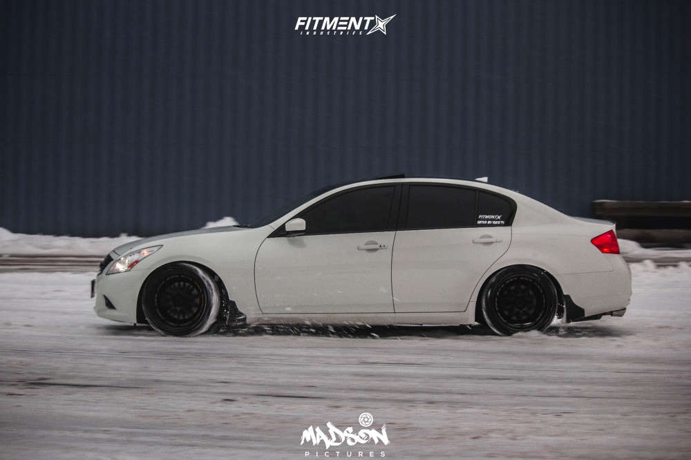 2012 INFINITI G37 X with 19x11 Aodhan Ds07 and Michelin 235x35 on ...