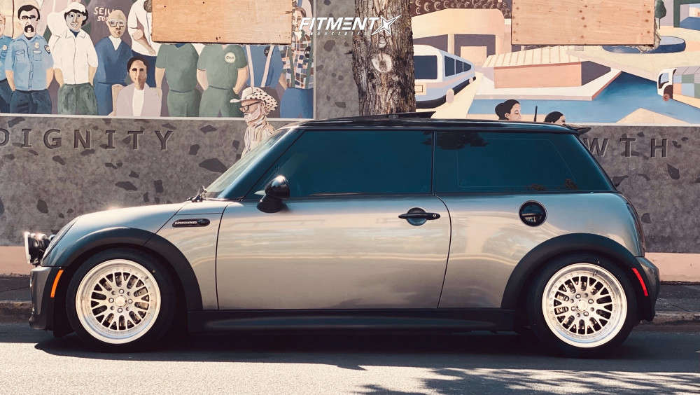 2004 Mini Cooper S with 16x8 AVID1 AV12 and Nitto 205x40 on Coilovers ...