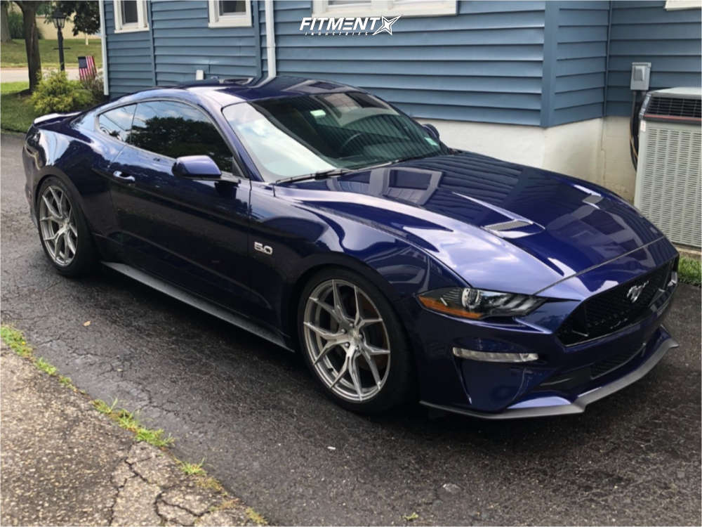 Rohana RFX5 19x8.5 42 Silver | RFX519855112BT42 | Fitment Industries